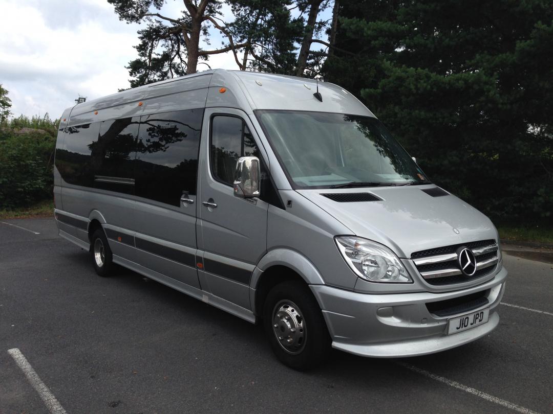 Mercedes-Benz Mini Bus Chauffeur - Leicester Executive Chauffeurs